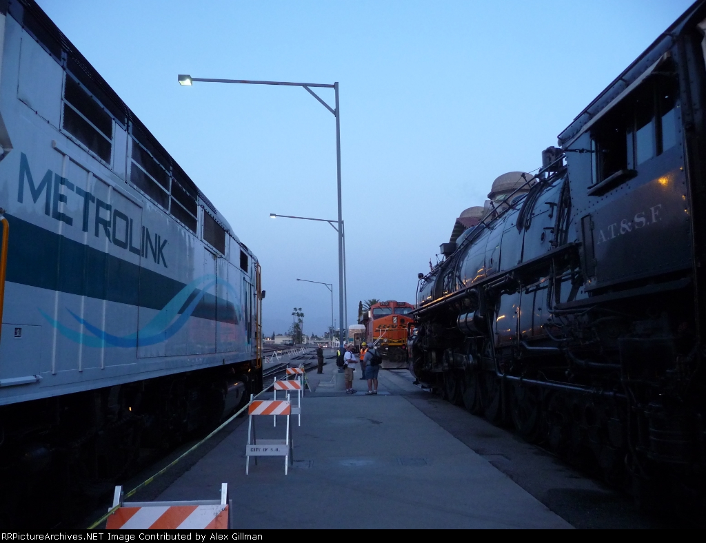 SCAX 878 & Santa Fe 3751 Facing East